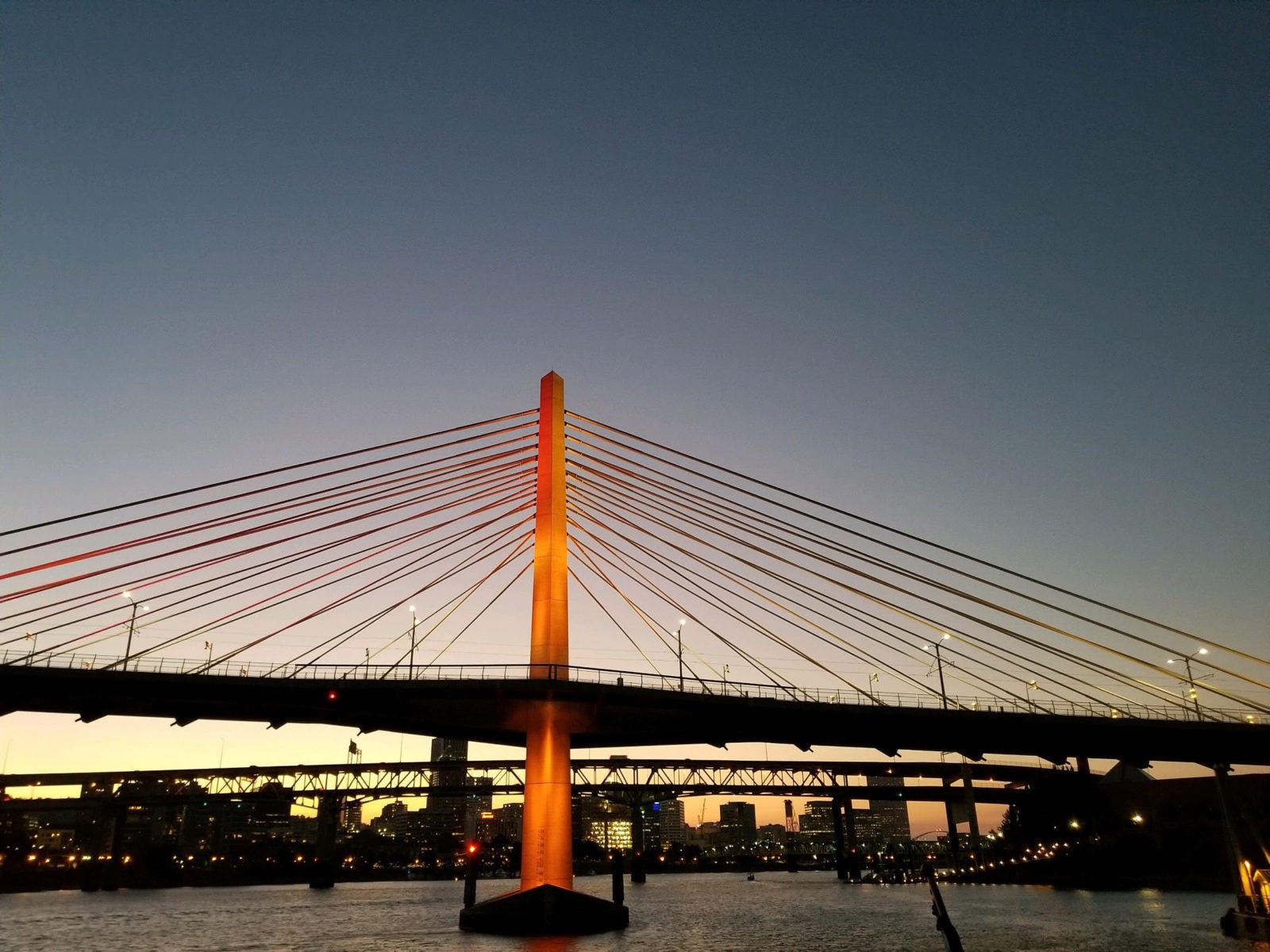 Maryhill Winery’s breathtaking yacht dinner on Willamette Star