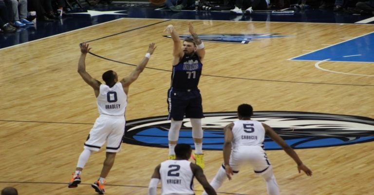 Luka Doncic's near triple-double snaps Dallas' 5-game losing streak