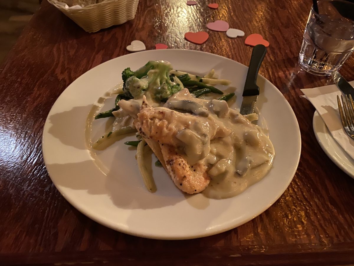 El Rancho serves refreshing entrees, paired with energetic salsa dancing